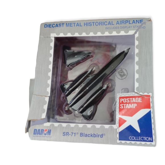 daron | Accessories | Diecast Metal Historical Airplane Sr7 Blackbird ...
